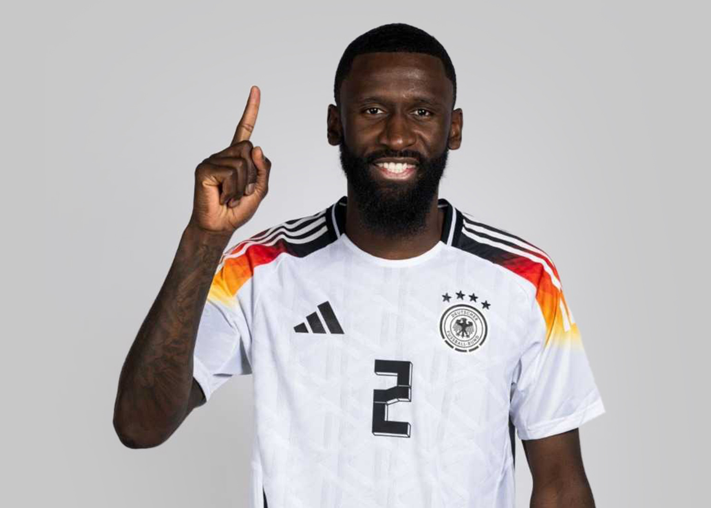 Antonio Rüdiger und weitere Nationalspieler – ISIS-Gruß im Deutschland ...