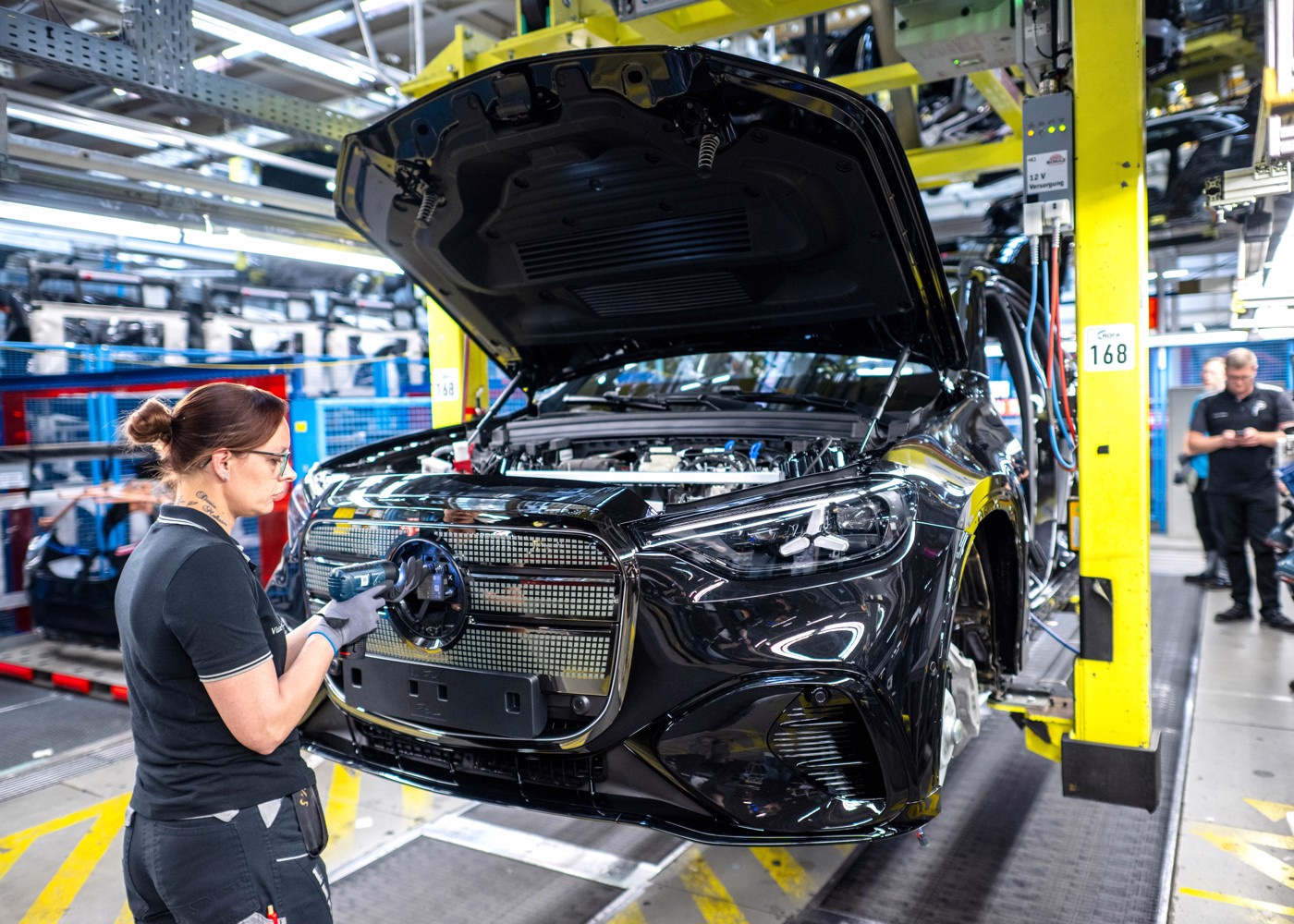 Schwere Krise in Auto-Branche: Zulieferer streichen Jobs | NIUS